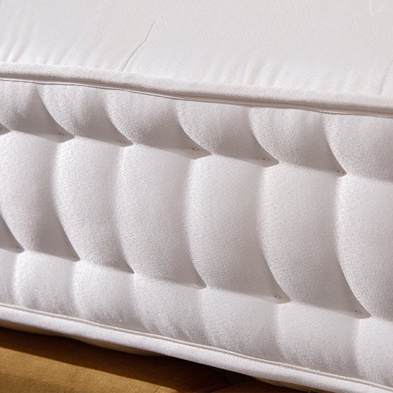 Millbrook Monarch 5000 Divan Set